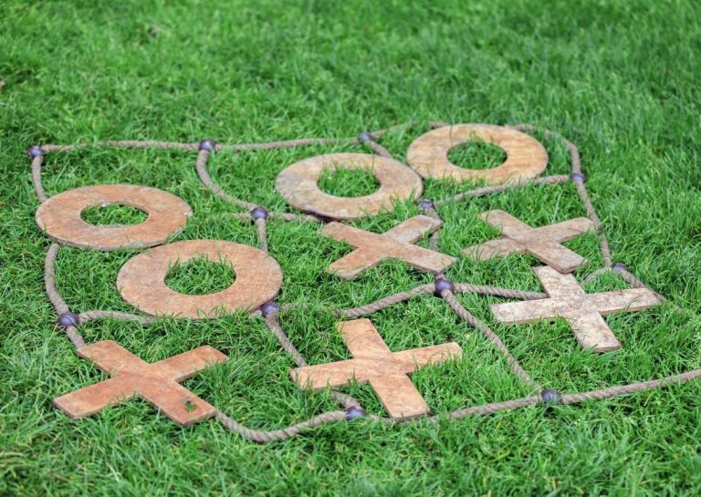 Make A Tic-Tac-Toe Game | Happy Camper Live