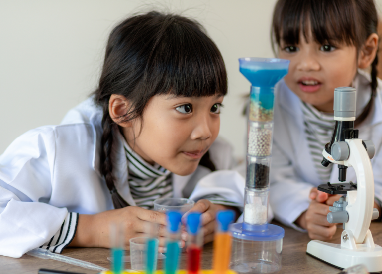 What Your Child Can Learn At A STEM Summer Camp | Happy Camper Live