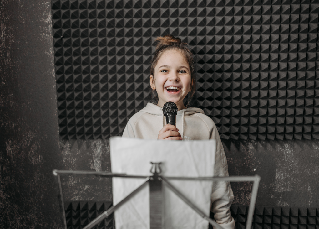 5 Fun Ways For Kids To Develop Their Singing Voice | Happy Camper Live